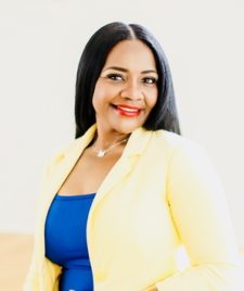 Lisa Beckwith | Formidable Woman Magazine