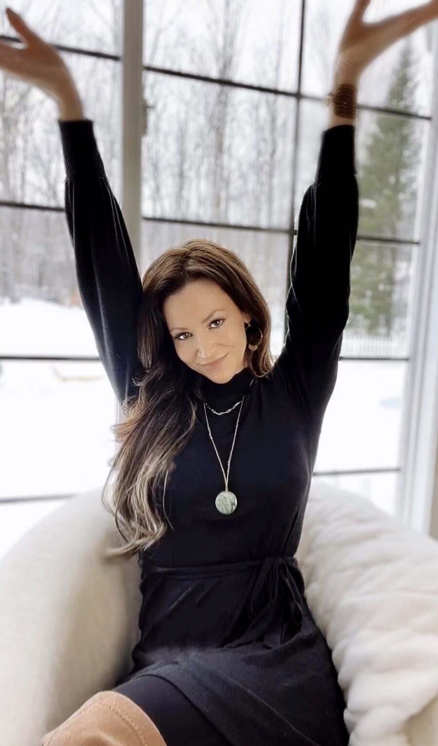 Danielle Nicole Enright Tells Us About ABRAUA Fine Jewelry in the ...