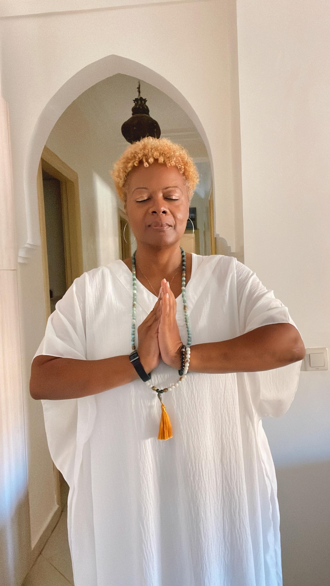 How to Live Beyond Borders with Transformation Coach Tina C. Hines ...